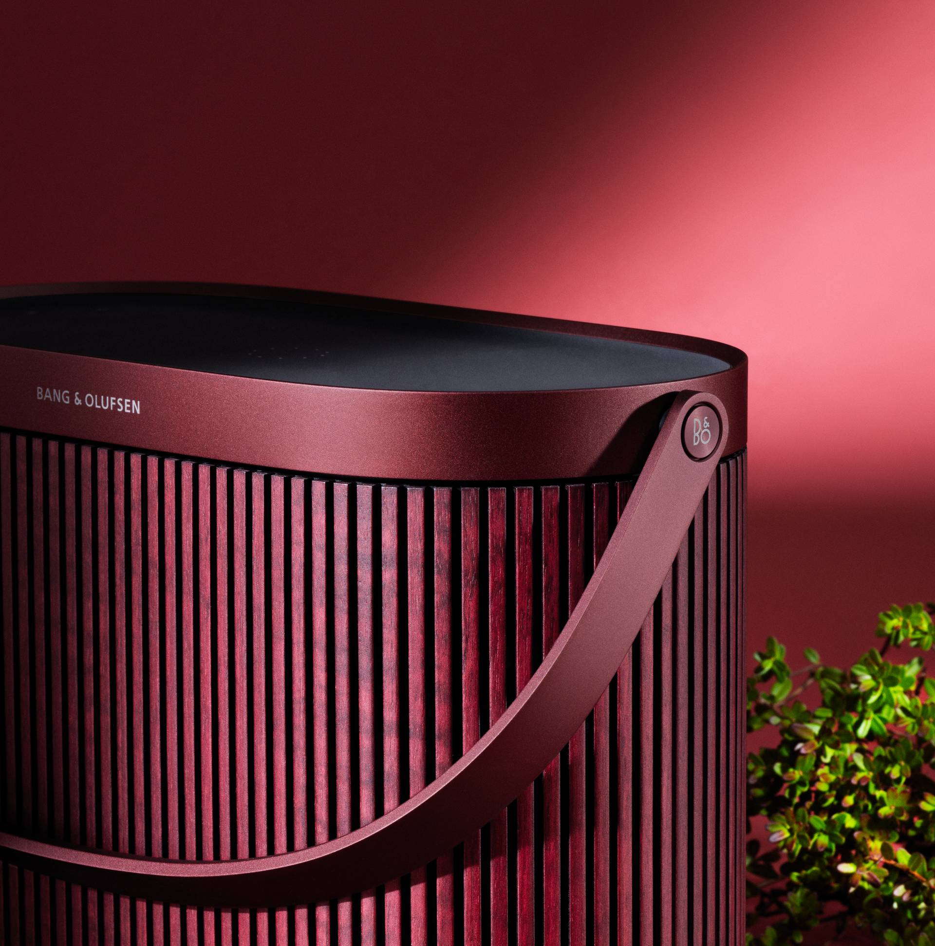 Beosound A5 Cranberry Red – Bang & Olufsen Brussee